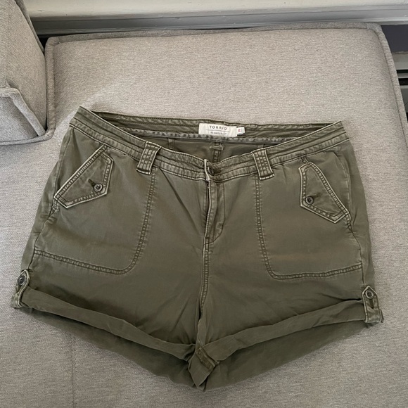 torrid | Shorts | Torrid Olive Green Cargo Shorts | Poshmark